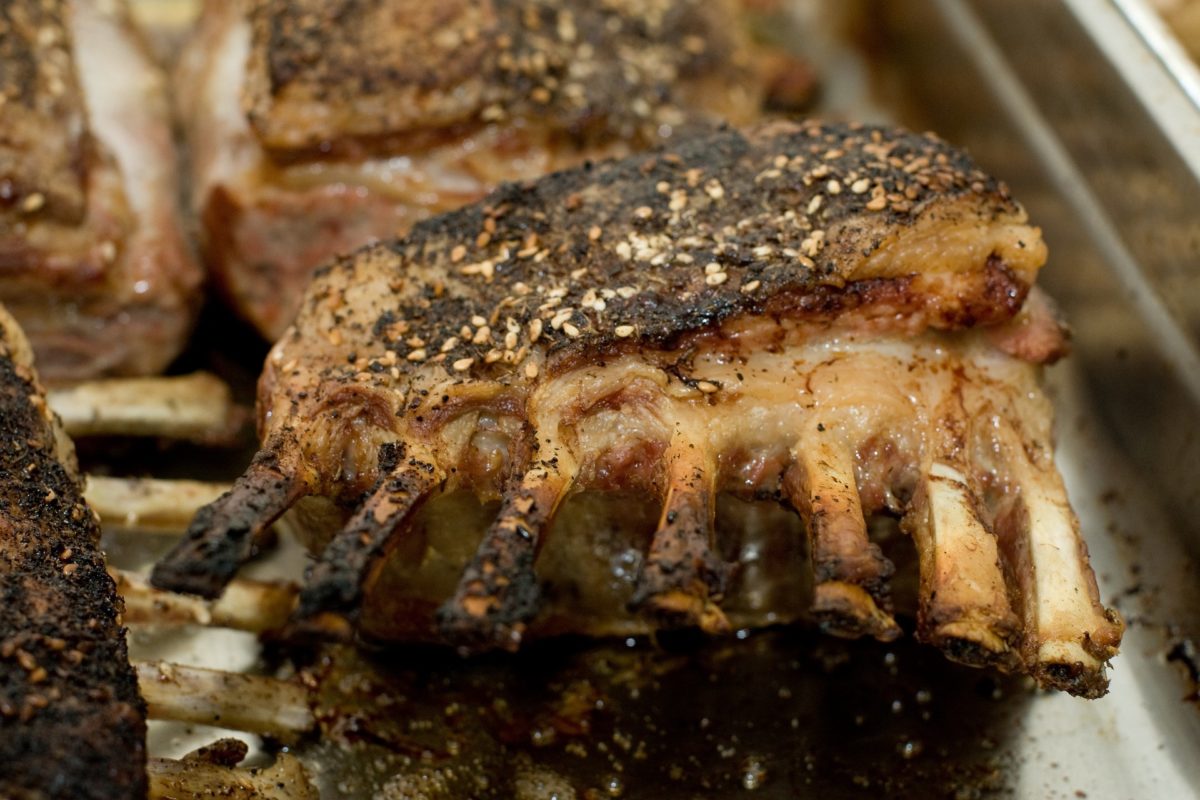 Can Dogs Eat Lamb Bones ANSWERED ThePawsAndClaws Can Dogs Eat Lamb Bones ANSWERED ThePawsAndClaws
